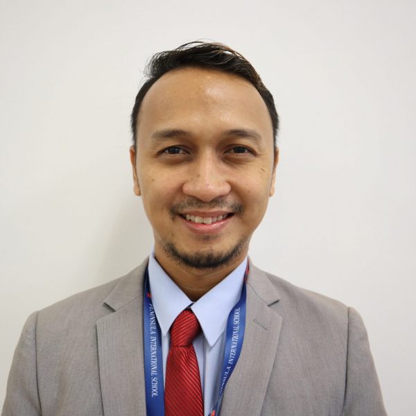 Faculty Profile - Peninsula International School Australia